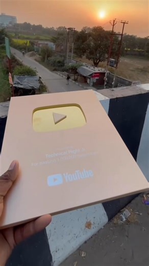 Youtuber Dream #Auttitude #Play butten