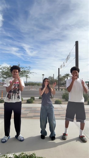 reunited @ihavenoclue. @.eliasfranklin #pro #trio #nonchalant #az #6ftdreadhead