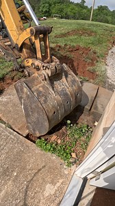 Get non-potable water on jobsites with the new portable 20V MAX* Powered Water Tank that delivers cordless convenience. #DEWALT #DEWALTTough #CONCRETE #MASONRY Video by Tim DCVA | DEWALT