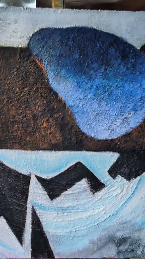 ✍️ Movement reveals meaning. “Pendulum” is a reminder of the space...