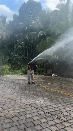 Aone Tools Manjeri on Instagram: "ഇതുപോലൊരു 🚗 കാർ വാഷർ നിങ്ങളുടെ ജീവിതത്തിൽ കണ്ട് കാണുമോ എന്ന് ഞങ്ങൾക്ക് സംശയമുണ്ട് ✌️ കൂടുതൽ അറിയാൻ വീഡിയോ സ്കിപ്പ് അടിക്കാതെ മുഴുവനായി കാണൂ... പണി ആയുധങ്ങൾ വാങ്ങാൻ കയ്യിൽ പൈസയില്ലേ ?? ബെജാറാവണ്ട ഇവിടെ EMI സൗകര്യം ലഭ്യമാണ് 👍 FOR ORDERS & ENQUIRES 📲 9778557559 📲 6238738374 📲 8086311084 ഞങ്ങളുടെ വെബ്സൈറ്റിൽ നിന്നും നിങ്ങൾക്ക് നേരിട്ട് പർച്ചേസ് ചെയ്യാം ... ലിങ്ക് ചുവടെ 👇 🌐 www.aonetools.online"