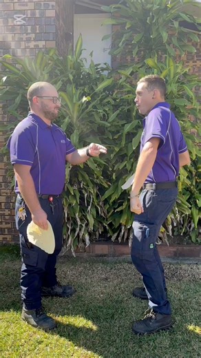 🤗After years of peer pressure (and some questionable team bonding ideas), we finally gave in to the Tortilla Challenge! In the red corner: our newest recruit Josh.In the blue corner: veteran bug-slayer Stephen.Only one would emerge with their dignity intact… barely.Turns out, tortillas may be the only thing that hits harder than a termite infestation!We’re officially nominating our mates at Checkmate Pest Control to step up and take a slap at it—don’t flake on us! #TortillaChallenge #PestContro