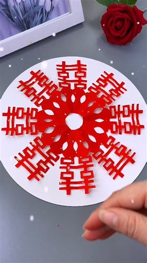 ✂️ By simply writing two Chinese characters, you can cut out the “Eight Directions Bringing Joy” paper-cut pattern — festive, joyful, and full of good meaning. It’s easy to learn, even for children. Give it a try and enjoy creative parent–child time ✨ #DIYCrafts #ParentChildCrafts #PaperCutting #CreativeCrafts #NewYearPaperCut | Learn With Ananya