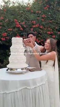 The recipe for a French Country Romance wedding? I have notes for you 📝 weddingdesign