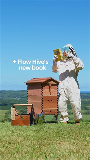 What's included in our Deluxe Birthday Bundle #beekeeping #honey