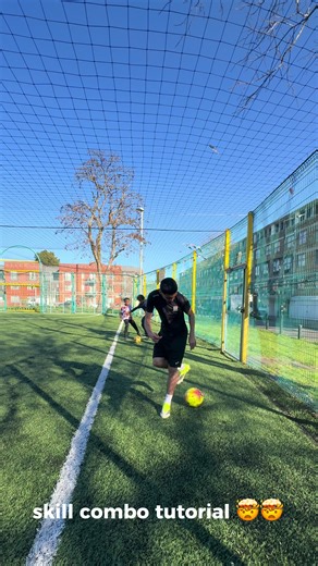 Master Football Skill Combo: Tutorial