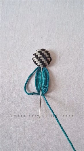 😍🪡Unique hand embroidery tricks #reelsviralシ #reelschallenge #reels #fbreelsfypシ゚viralシ #fbreels #foryou #reelsfypシ #fbreelsfypシ゚ #viralreelsシ #clothing | Embroidery Skills ideas