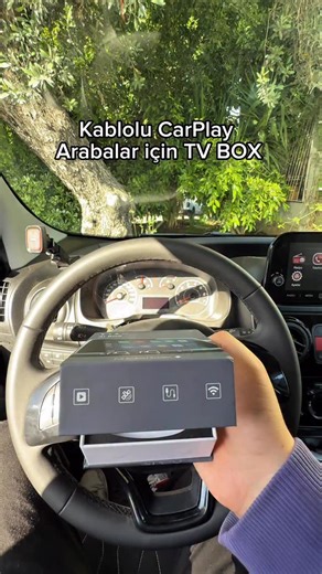 Blazecar on Instagram: "Fiyat bilgisi için yorumlara fiyat yazın 🫶 Android TV Box ile aracınız artık tam bir eğlence merkezine dönüşüyor! YouTube, Netflix, TikTok ve daha fazlası… Play Store sayesinde dilediğiniz uygulamayı kolayca indirebilirsiniz. 4 GB RAM – 64 GB depolama ile donma, kasma olmadan akıcı bir deneyim sunar. Kablolu CarPlay ekranlara kolayca takılır. Ayrıca kablosuz Apple CarPlay ve Android Auto bağlantısı da destekler! Yerimiz Mersin’de, sizleri bekliyoruz! ✨🤗 Aracınızı sadece