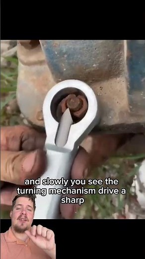 How does a Nut Splitter work? #engineering #didyouknow #mechanic #automobile