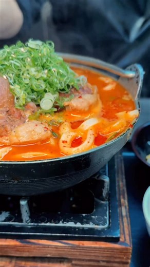 Spicy Oxtail Udon — February Special This February, Meiji Seimen and OkiDoki by Meiji present a new limited-time bowl: Spicy Oxtail Udon. Inspired by our customer-favorite Spicy Beef Udon, this special replaces beef with slow-braised oxtail — so tender it melts in your mouth with every bite. The rich, spicy broth pairs perfectly with our chewy udon, delivering deep umami, warmth, and just the right kick of heat. And don’t stop at the noodles. Finish your bowl by adding rice and cheese to the rem