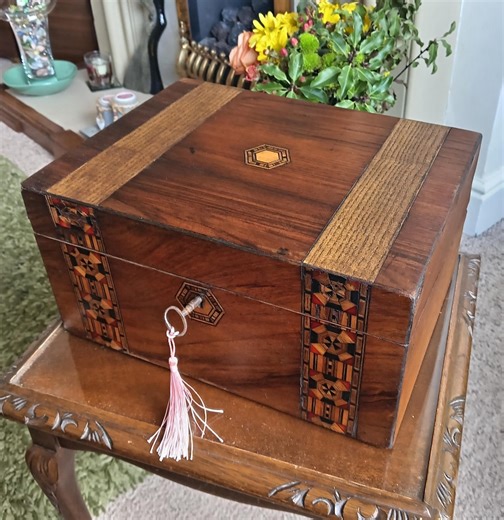 Victorian Walnut & Parquetry Writing Slope - Etsy UK