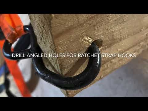 Crossbow string breaks while hunting and making a DIY bow vice and string replacement