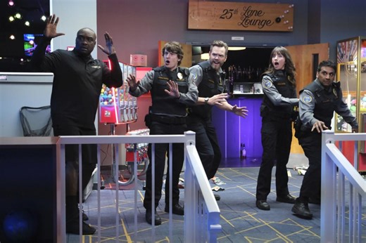 Stream It or Skip It: 'Animal Control' Season 2 on Fox, where Joel McHale leads a funny crew of animal control officers