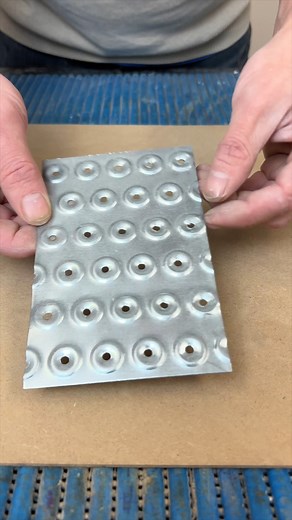 1.7M views · 4.8K reactions | Circle TIPs #tipcentric #tipsandtricks #tools #circles #workshop #woodworking #maker #marking #worksmarternotharder #foryou #fyp #fypシ #satisfying #viral #square #reelsfbシ #reelsinstagram | TIP Centric | Facebook