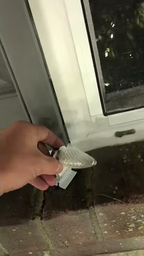 2 steps How to install lights around windows fast even arches without a stapler, nails or Glue