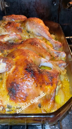 دجاج في الفران مع بطاطا دايبة وريحتو تشهي 🔥
