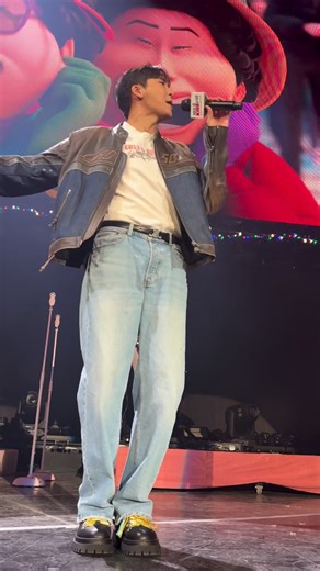 103.5 KISS FM Chicago on Instagram: "My little soda pop 🫧 @kevinwoo_official #kissfmjingleball"