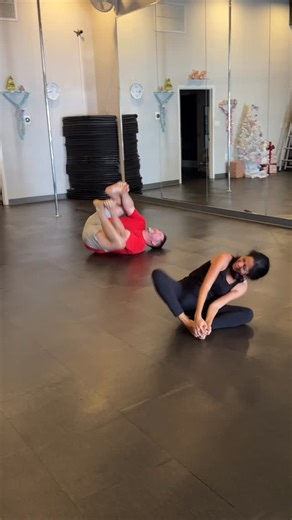 Mirabelle D'Cunha on Instagram: "Carol of the Bells got a new choreography…I bet the Tran Siberian orchestra didn’t expect this to their music. 😂 Bhadrasana becomes a joyride Sending festive cheer @transsiberianorchestra"