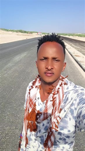 فيديوهات أنشأها caanka goley maxamuud (@maxamadcabdullecaddow) باستخدام original sound - ITS,ME,B3 R4✅️