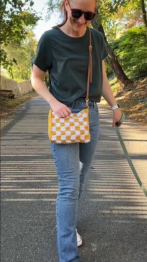 Crochet checkered bag tutorial and pattern ✨ #crochetbag #crochetbagpattern #crochettutorial
