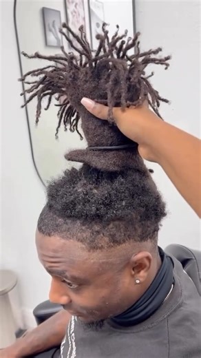 Locgician | It’s TRANSFORMATION TUESDAY…but for this one, I have no words… Locgician @crownedlocs #locgician #goodlocday #goodlocdayvibes #instalocs... | Instagram