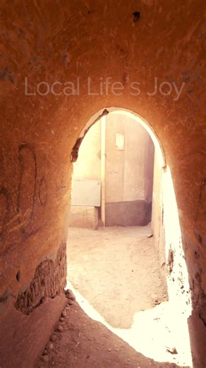 #localhost #travel #tourism #localguide #cairo With SAWA, you travel with a local, someone who knows the streets, the stories, the hidden spots.