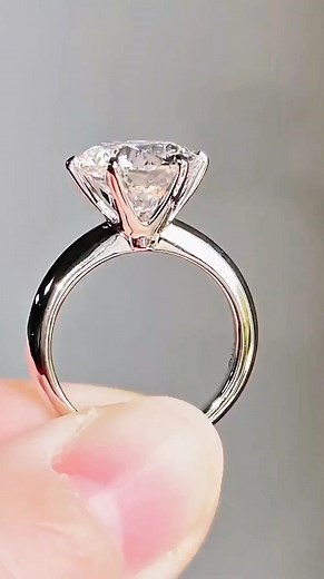 💍 MJ-103 Classic Moissanite Ring – Timeless Brilliance BIG 11-11 SALE ✨ Flat 60% Off Discover the effortless elegance of the MJ-103 Classic Moissanite Ring — a symbol of pure sophistication and lasting sparkle. D-Color, VVS1 Clarity Moissanite — brilliance that rivals real diamonds. Crafted in Genuine 925 Sterling Silver, designed for durability and shine. GRA Certified with a unique laser-engraved code — verify authenticity anytime at GRA.report. Perfect for anniversaries, proposals, or everyd