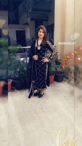 Beautiful Shawl which is converted into suit by me 😁😁....Idea kaisa laga guys❣️❣️❣️ Booking number- 098728 83992 💯 | Naina Trends