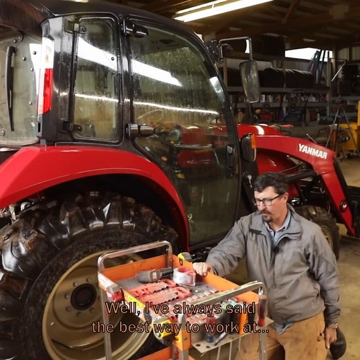 Fixing a LEAKING Tractor Hose That's Brand New! 🚜 | Wranglerstar