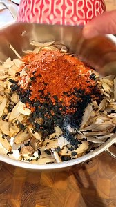 28 reactions · 4 comments | Another awesome way to use wild burdock...