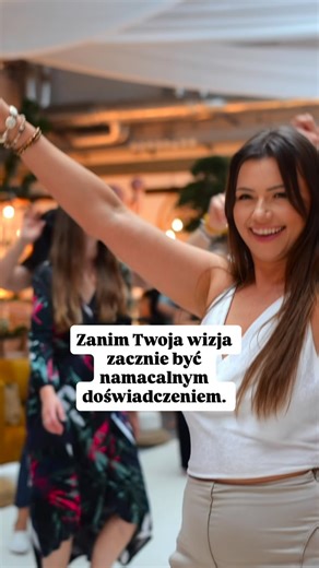 Sylwia Bobel | Mentorka Kobiecości | Artystka |Flow Dance on Instagram: "Wielkie wizje projekty zanim zaistniały, były czymś marzeniem, ziarenkiem w sercu, które pobudzały do odważnego zrobienia kroku w nieznane. Moje ostatnie lata były niesamowitym czasem kreacji, która pokazała mi, że to z czym moja Dusza przyszła na świat jest znacznie większe niż to, co próbowała wymyślić głowa. Wierzę i na to też wskazuje moje doświadczenie, że im bardziej schodzimy do wnętrza, łącząc się z tym co nasze, ty