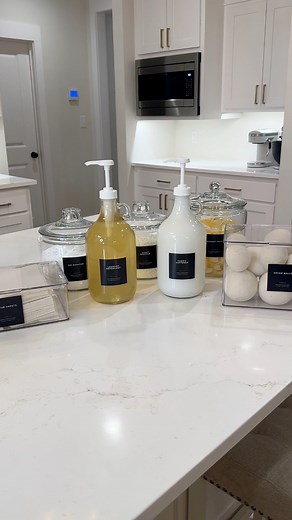 All the sounds >>> part 1 of organizing my new laundry room 👏🏻🧺✨ #asmr #laundry #restock #organization #laundryroom #aesthetic #organizedhome #asmrsounds | Victoria Lightfoot