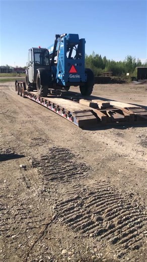 Equipment Haul @maclarenriverlodge #Genie #telehandler #equipment #fyp