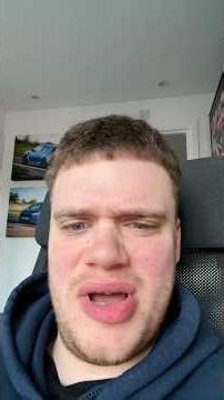 Going full-time on social media…