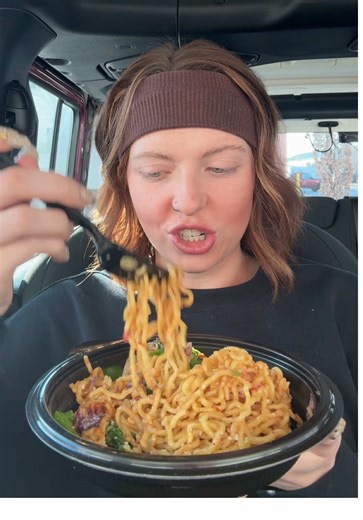 Replying to @Christinky Not medical advice, just explaining nail tech scope of practice in my state. Laws can vary by state. In Utah we can clean dead skin, but we don’t remove true ingrown toenails or use blade-style callus shavers. #scopeofpractice #illegal #nailtech #ingrowntoenail #callusremoval