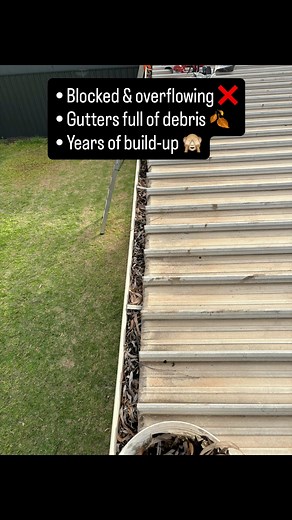 Blocked gutters? No problem. We cleared out large amounts of built-up debris to get this system flowing freely again. 💧 Regular gutter cleaning helps prevent roof leaks, water damage and costly repairs. 📍Servicing Mitcham, Westbourne Park and surrounding suburbs. 📅 Book your clean today. #GutterCleaning #BlockedGutters #RoofMaintenance #MitchamSA #WestbournePark #AllmatPlumbing #PlumbingMaintenance #BeforeAndAfter #AdelaideTradie | Allmat Plumbing