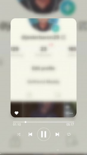 Please follow me and my bestie friend and girlfriend thank you we giong follw you back