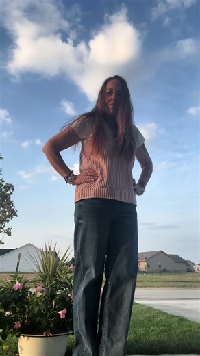 Happy Hump day!! 💎🫶🏻💖#jotd #ootd #bombpartyofficial #jewelrytiktok #sparkle