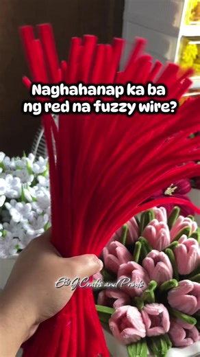 Naghahanap ka ba ng red na fuzzy wire? Dito meron pa kaya check out na #fuzzywire #flowers #fuzzywirebouquet