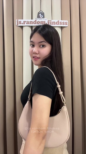 260 pesos only! High-end MumuPH leather kili/shoulder bag 🤎🤍 Click the yellow basket to buy! #tfashion #shoulderbag