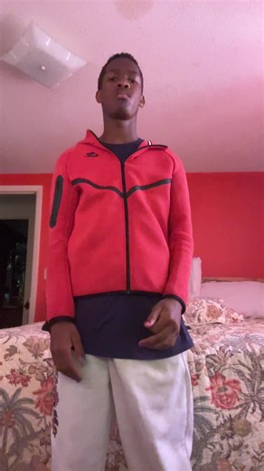 Dayon Anderson (@dayon.anderson)’s videos with Muscle Up - BossMan Dlow