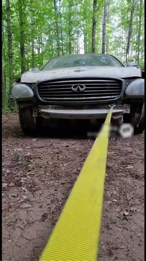 Bringing a Classic Infiniti Q45 Back to Life