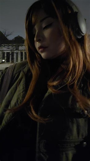 xcondorx (@condorxx)’s videos with Queen of disaster