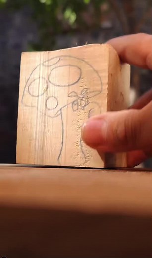 Wooden Scaredy-Shroom Woodcarving Tutorial