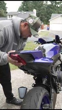 Yamaha R9 DIY license plate holder