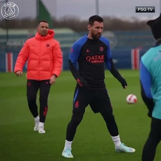 Lionel Messi has first PSG training session after winning the World Cup! 🤩⚽