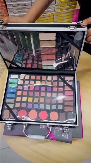 MissRose Mini Professional Makeup Kit Unboxing || Big Makeup Box || Makeup Vanity Review#babifreitas