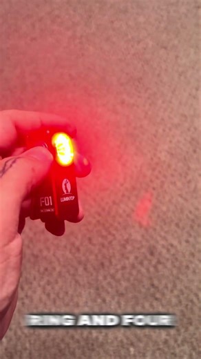 This pocket flashlight has THREE beams… and 1200 lumens 😳🔦