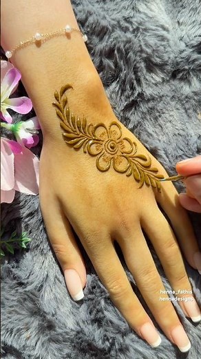 Simple Mehndi for Beginners #henna #mehndi #latestmehndi #newsong #music #hennaart #mehandi