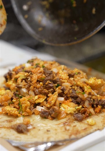 Happy Friday! See you soon 👋🔥 Don’t forget to ask us how you like it done ✅ We take pride in customizing anything on the menu to match your cravings 😉🤫 Let’s build our hidden menu together 🎯 See you soon❤️🔥we’re open 7 days a week 🙌 #HappyFriday #HiddenMenu #MadeYourWay #CustomizedCravings #FoodYourWay